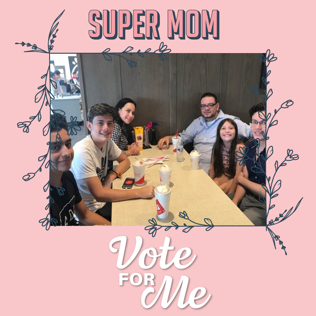 Cuellar Family | Super Mom