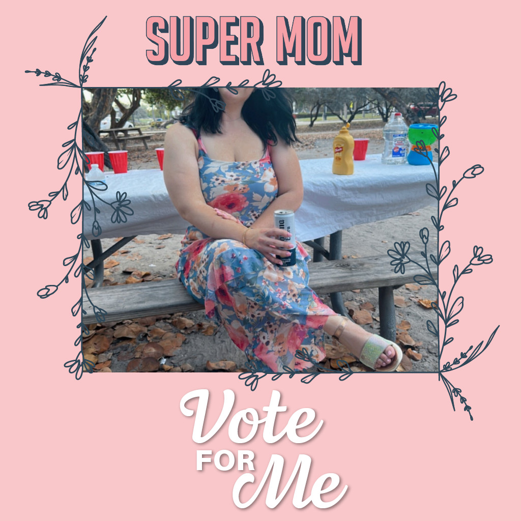 Ashley Molina | Super Mom